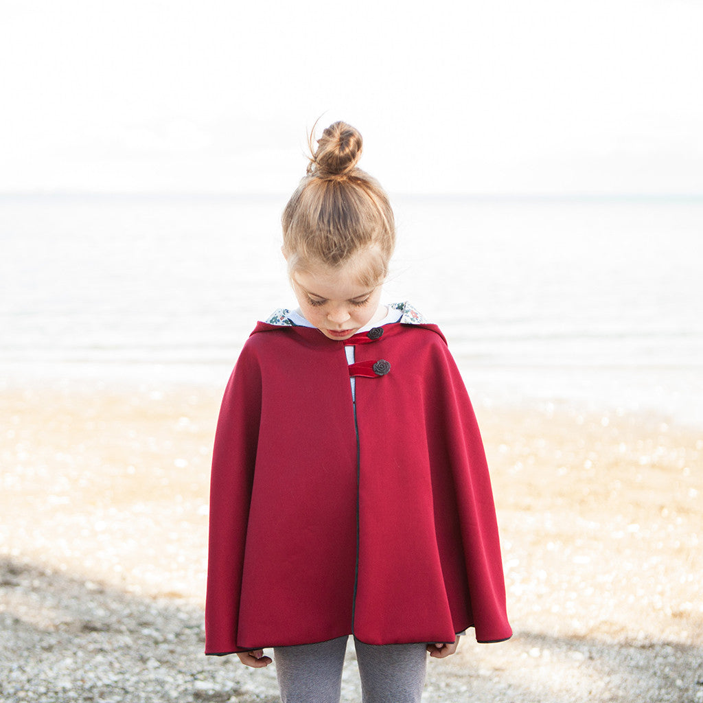 Traveller Cape - Child ~ gender neutral + reversible – Twig + Tale