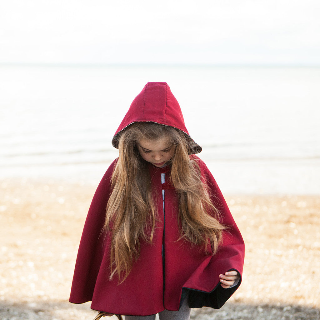 Traveller Cape - Child ~ gender neutral + reversible – Twig + Tale