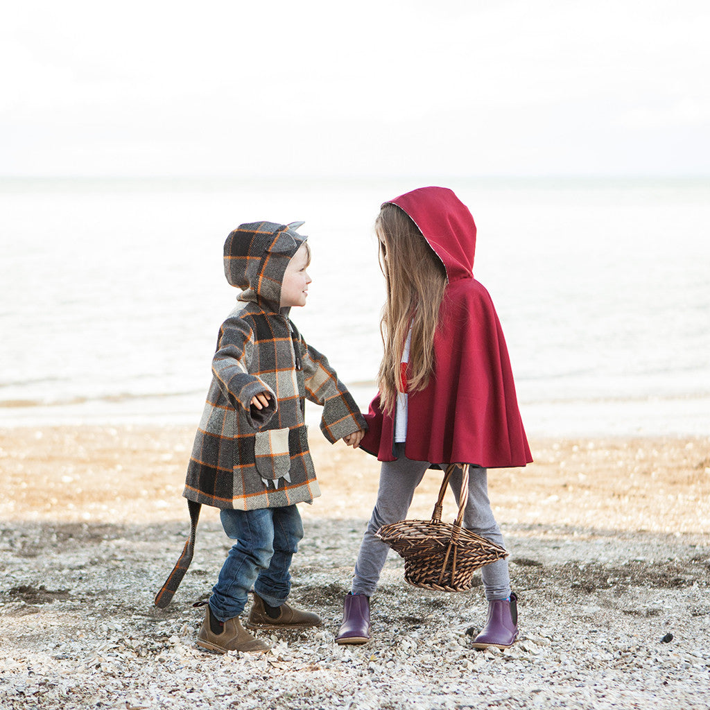 Traveller Cape Sewing Pattern - Child ~ reversible – Twig + Tale